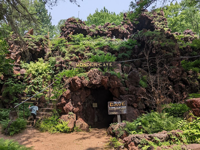 rudolph grotto gardens 6