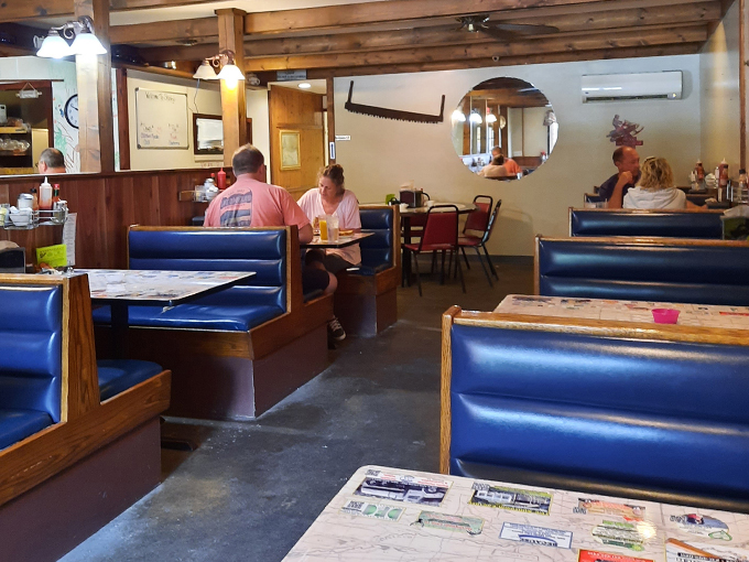 Shirley's In The Woods Cafe 9