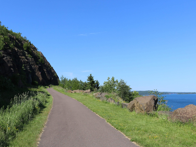 silver creek cliff tunnel 4