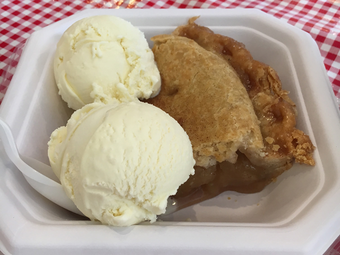 stockholm pie and general store 8