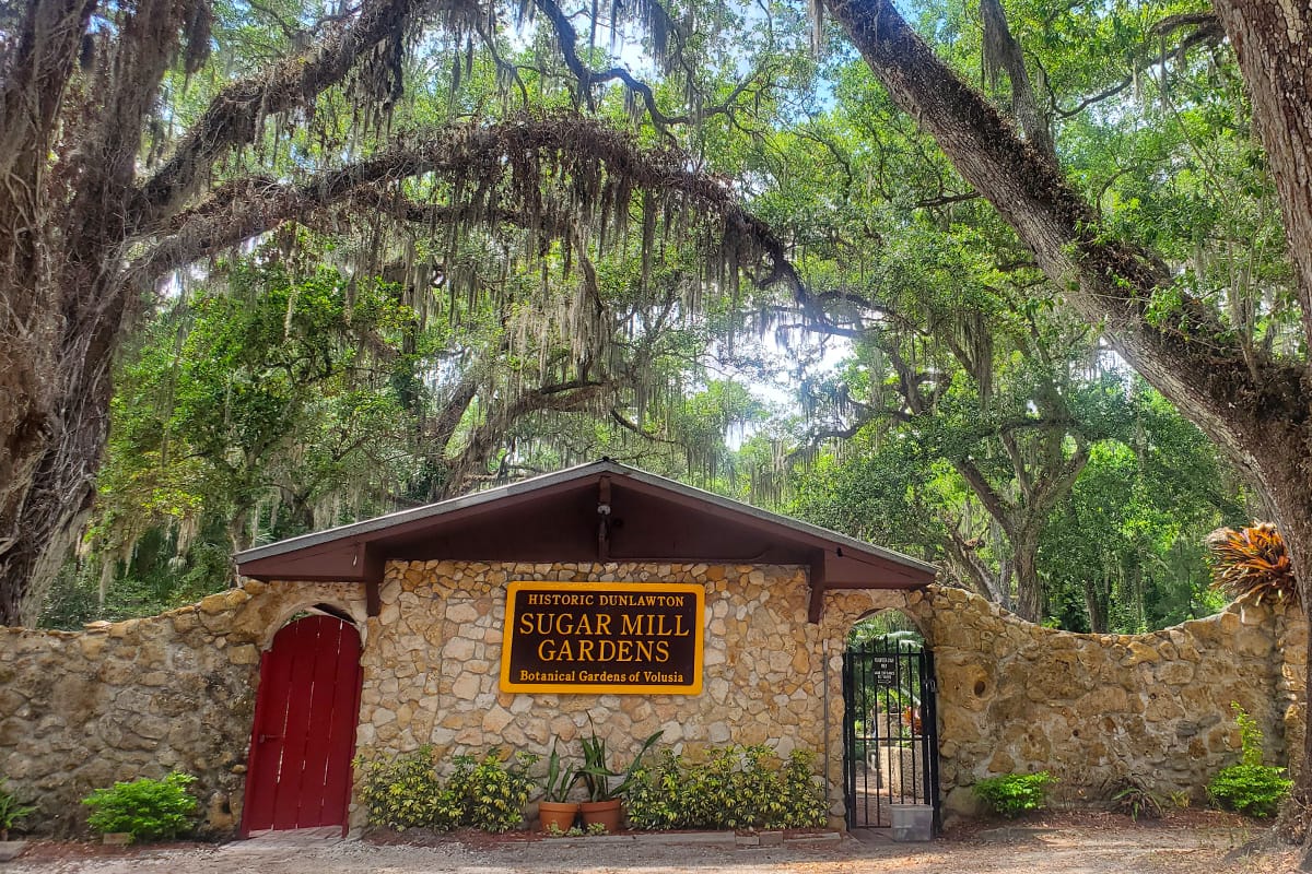 The entrance to Dunlawton Sugar Mill Gardens.