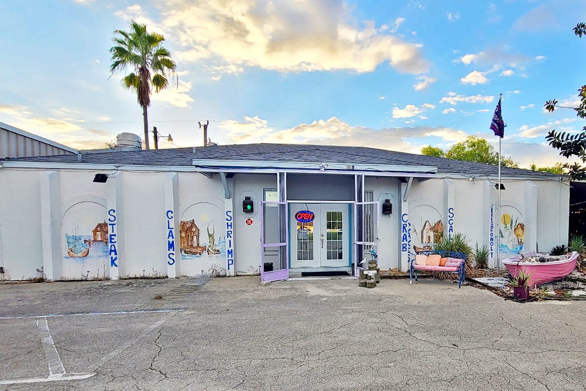 The exterior of The New England Moorings.