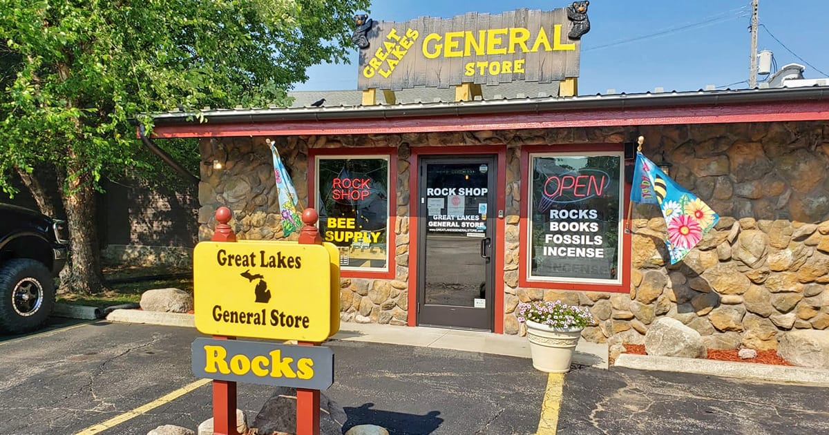 The storefront of Rockhound Rock Shop and Supply