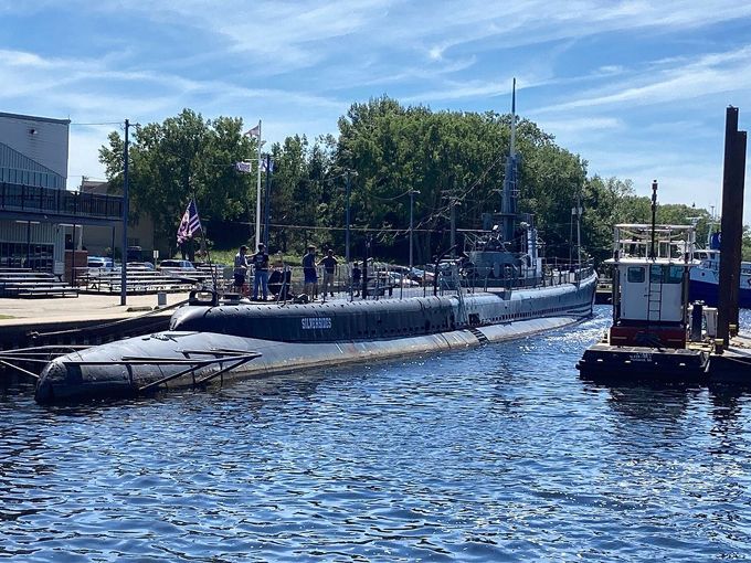 uss silversides submarine museum 10