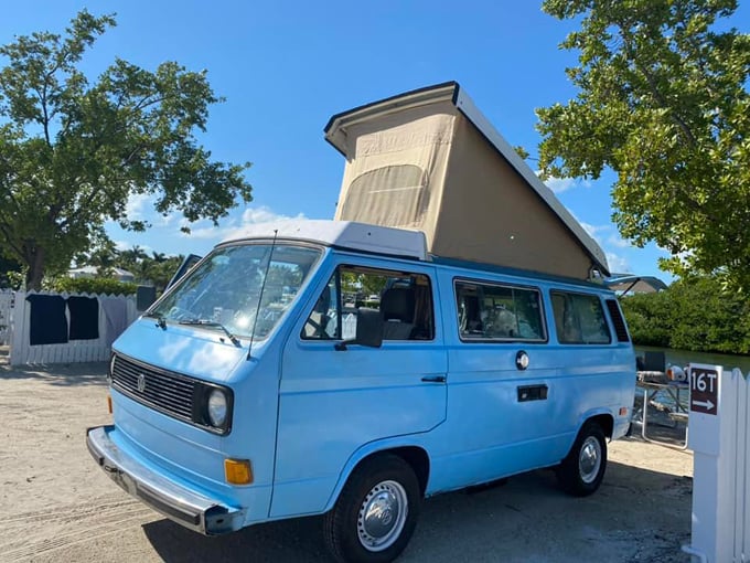 Vintage VW Campervan 10