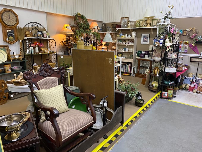 wallys treasures antique mall 4