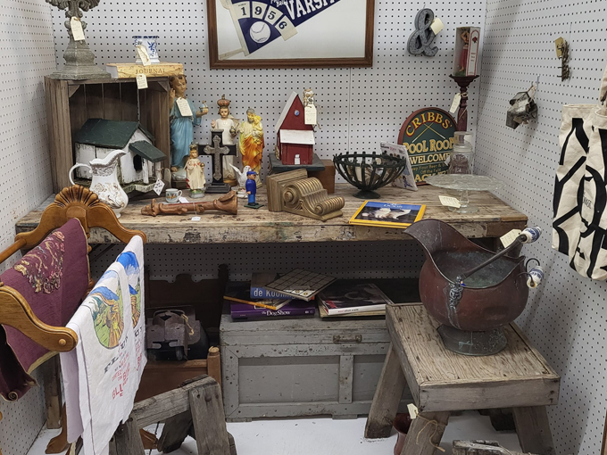 wallys treasures antique mall 9