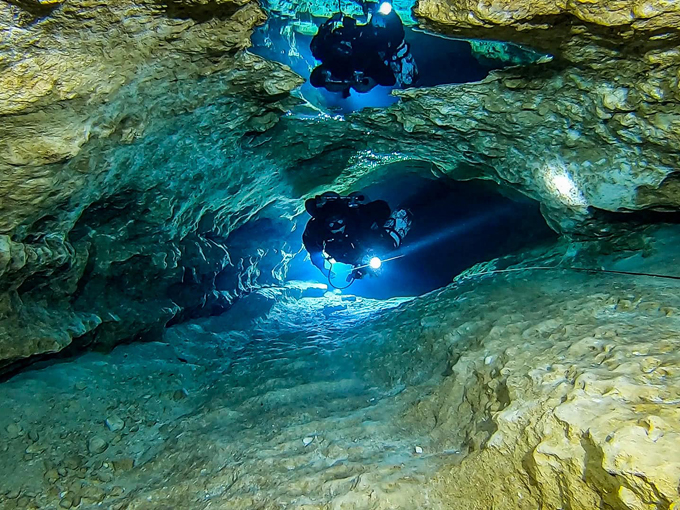Wes Skiles Peacock Springs State Park 4