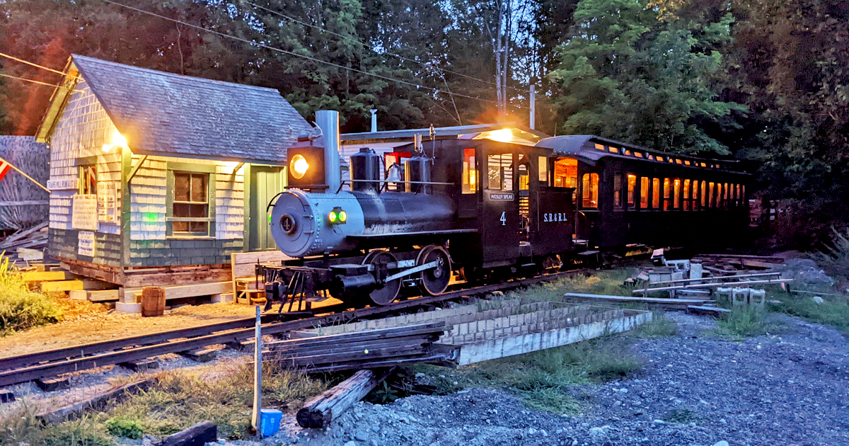 caboose train ride maine ftr