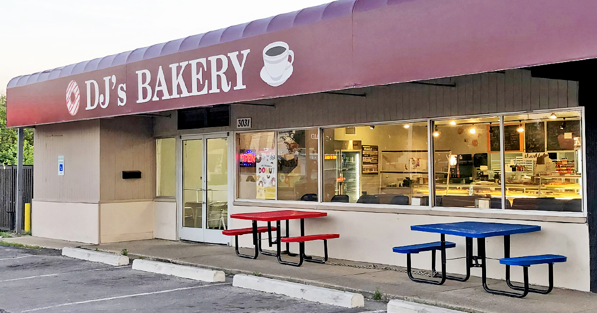 djs bakery donuts michigan ftr