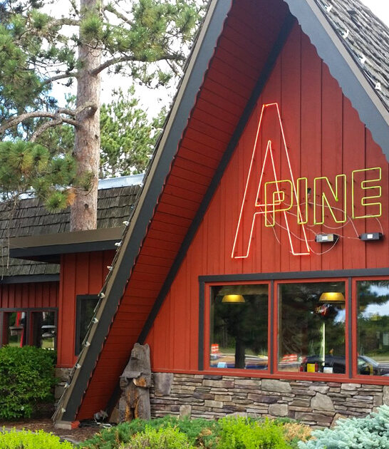 log cabin restaurant minnesota ftr