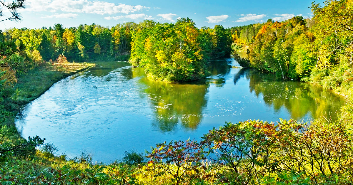 waterfall river hike michigan ftr