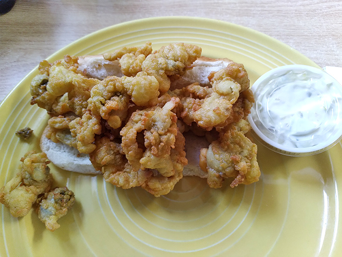 Fried seafood that tastes like it jumped from ocean to plate, served with a side of coastal Maine authenticity.