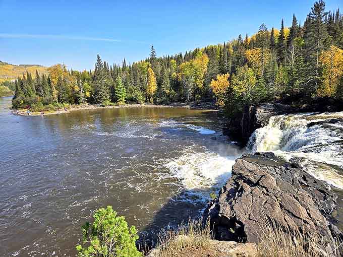 These smaller cascades might play second fiddle to the main attraction, but they've perfected their own charming melody in the park's natural symphony.