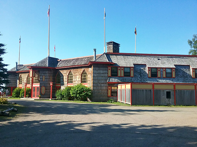 Naniboujou Lodge stands as a colorful testament to 1920s optimism, its Cree-inspired ceiling turning every meal into a kaleidoscopic experience.