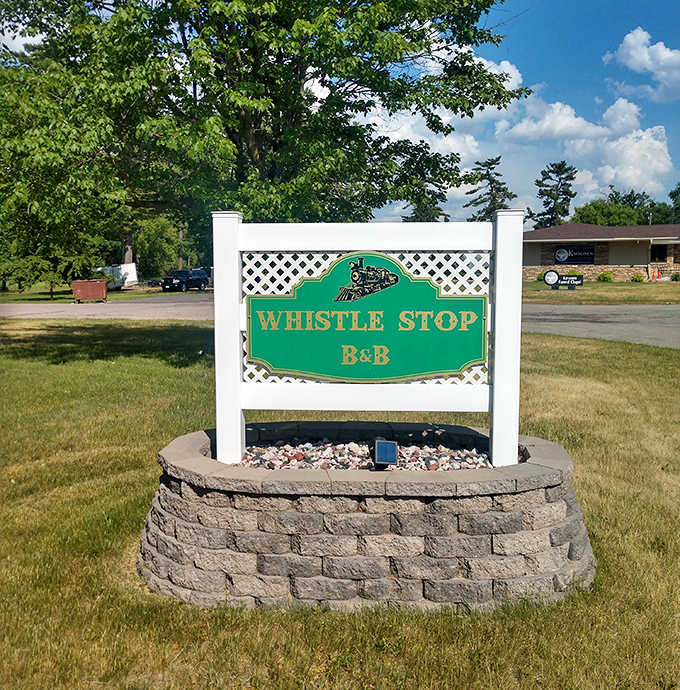 You’ve arrived! Look for this friendly green sign to begin your unforgettable railroad adventure here in New York Mills.