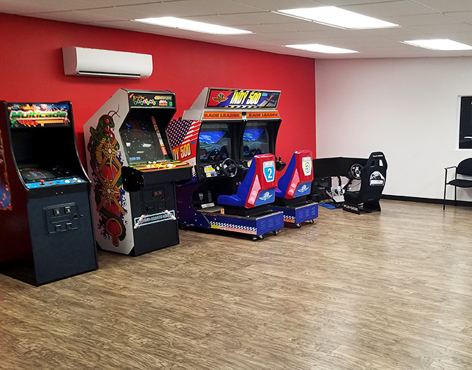 Between races entertainment: Because apparently some people need virtual racing to recover from actual racing &ndash; it's speed-inception at its finest.