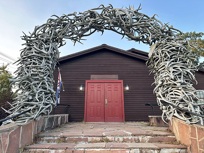 The restaurant's sign promises exactly what it delivers: a palace for those who appreciate hearty, unpretentious dining.