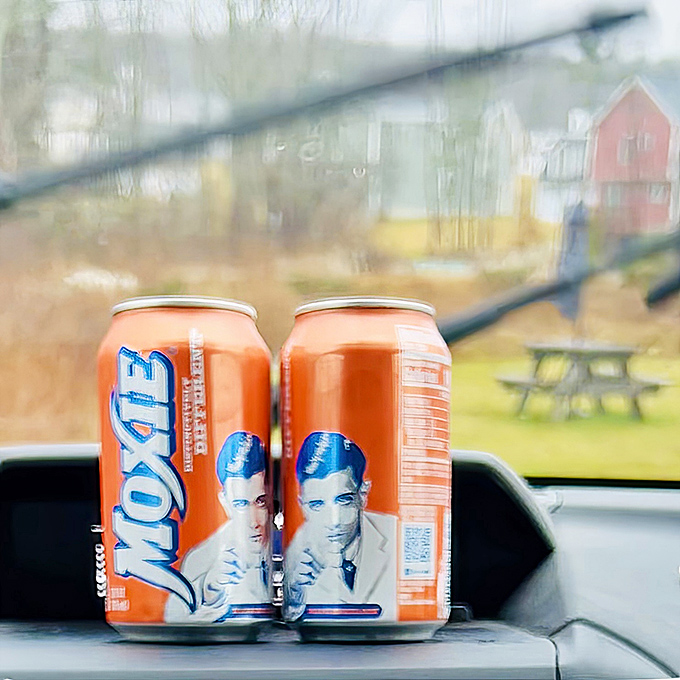 Even the beverages at Harmon's embrace nostalgia, with classic sodas served in cans rather than from a modern fountain machine.