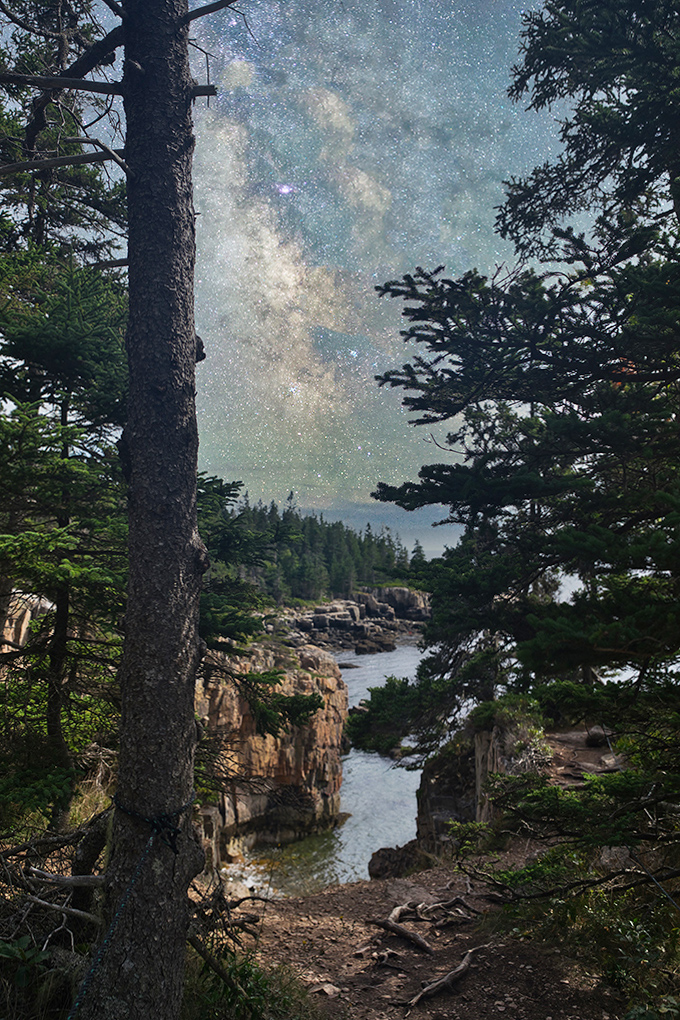 Stars put on their finest show above Acadia's rugged coastline, turning an ordinary evening into cosmic theater.