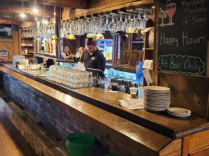 One of five bars scattered throughout the establishment – because nobody should wait too long for liquid refreshment.