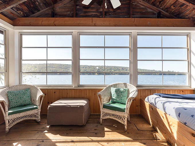Panoramic lake vistas from your pillow &ndash; the kind of morning greeting that makes hitting snooze a crime.