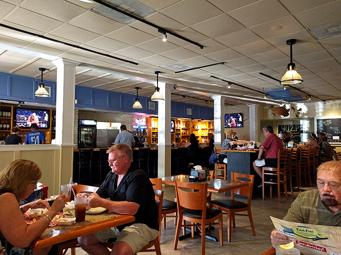 A cross-section of Florida life &ndash; families, couples, and solo seafood enthusiasts all united by the universal language of "mmm, that's good."