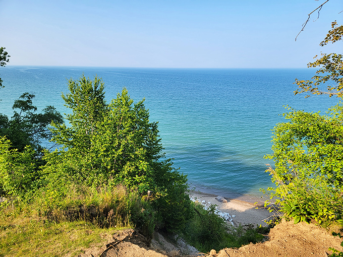 This stunning Lake Michigan vista rewards hikers who complete the trail, offering breathtaking blues that stretch to the horizon.