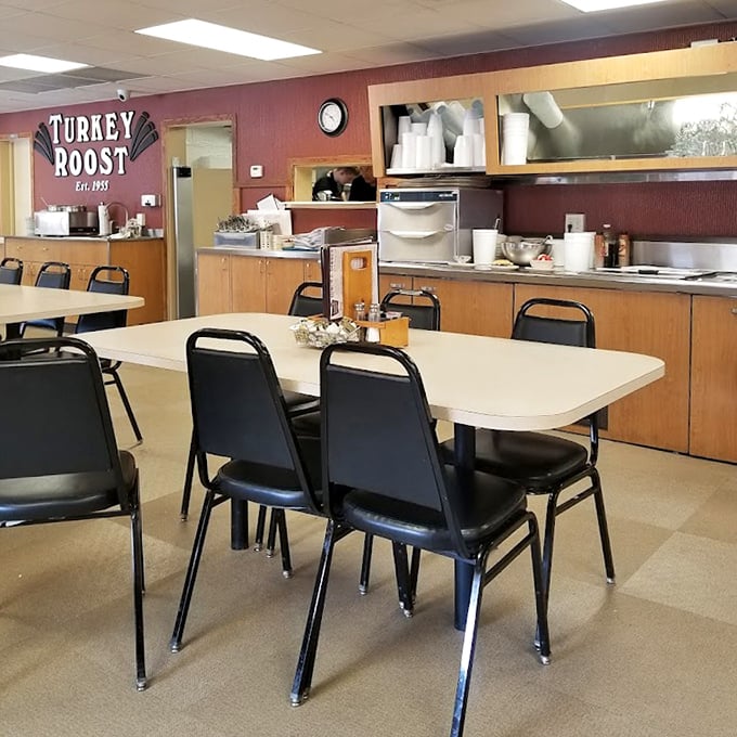 Simple seating arrangements that focus on what matters most: providing a comfortable spot to enjoy seriously good food.