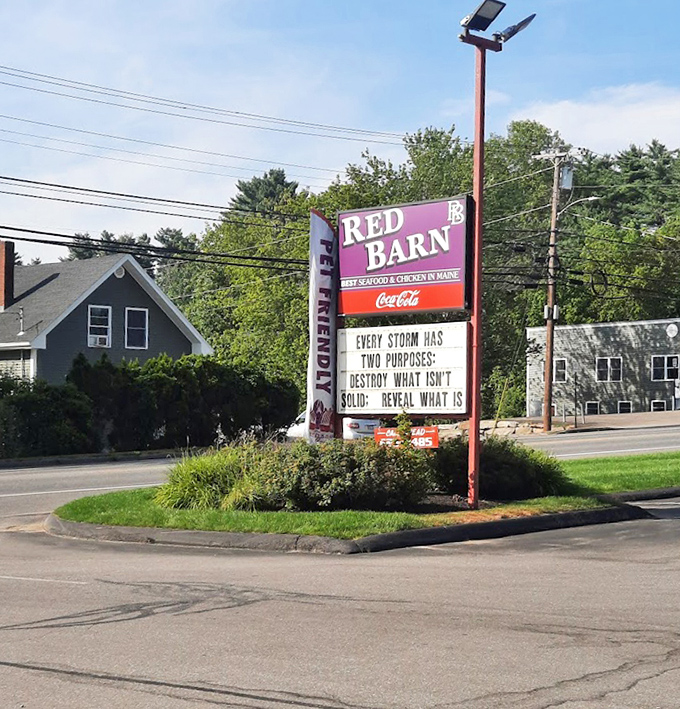 The marquee shares wisdom alongside its food promises. In Maine, even restaurant signs offer food for thought with your seafood.