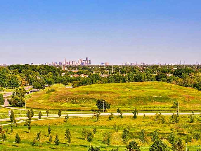 Detroit's skyline reminds you of urban proximity &ndash; while The Henry's sanctuary keeps the city's hustle comfortably at arm's length.