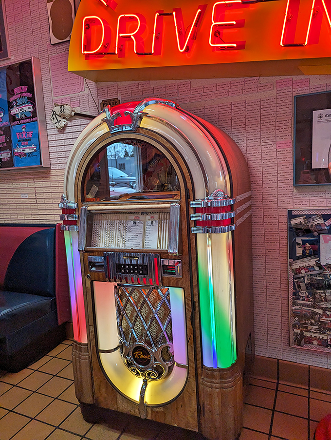 The beating heart of the Pixie's soul, standing ready to provide the soundtrack to your meal with hits from simpler times.