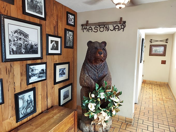 Lobby: A wooden bear stands guard near vintage photos of Umatilla's past &ndash; this isn't decoration, it's a museum of local history with excellent food.