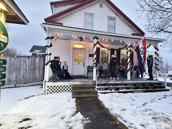 The outdoor seating area with its white picket fence is peak New England charm, the perfect backdrop for enjoying frozen maple perfection.