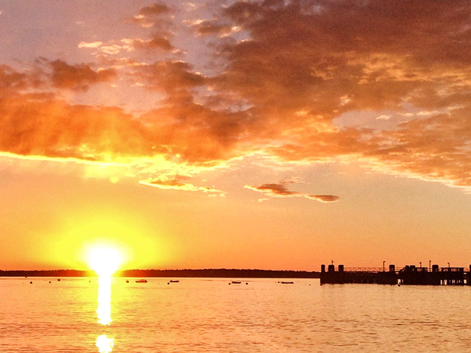 Sunset: Nature's nightly masterpiece over Penobscot Bay &ndash; the kind of sunset that makes amateur photographers look like professionals.