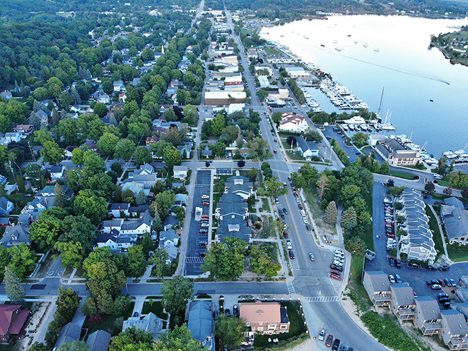 From above, Frankfort reveals its perfect layout &ndash; a charming grid of streets leading inevitably to the water's edge.