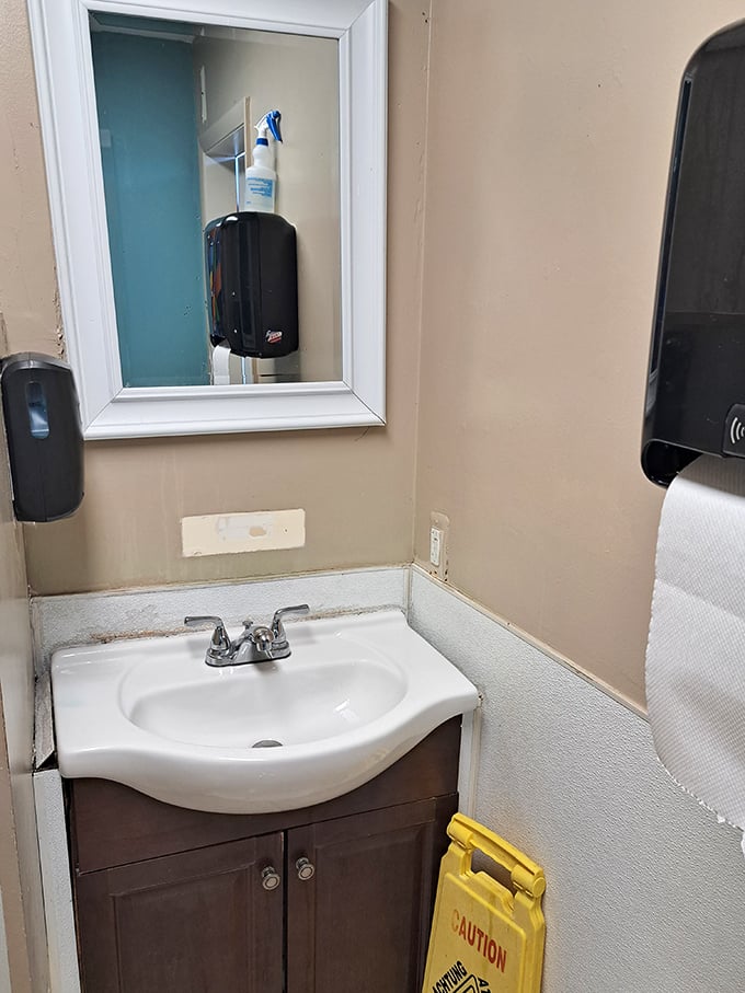 Even the restroom maintains the clean, simple aesthetic of the restaurant – practical yet perfectly in keeping with the island vibe.