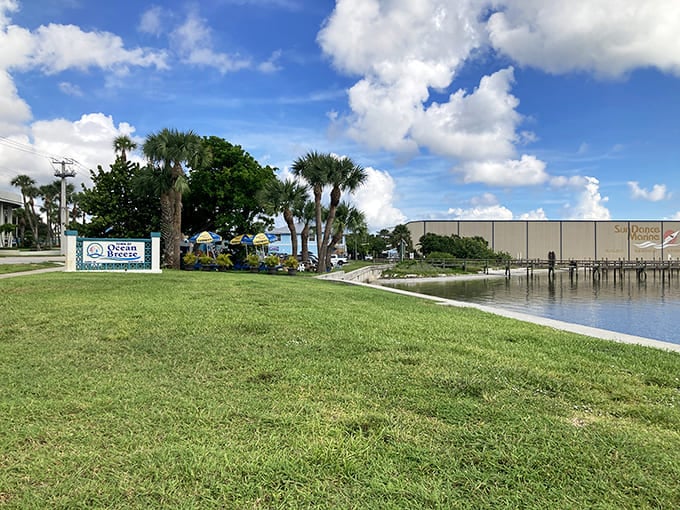 The spacious grounds along the Indian River provide the perfect setting for families, friends, and solo diners seeking waterfront perfection.