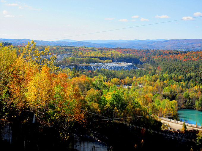 Vermont's breathtaking autumn landscape surrounds Barre with a painter's palette of colors &ndash; the perfect backdrop for a town built on natural beauty.