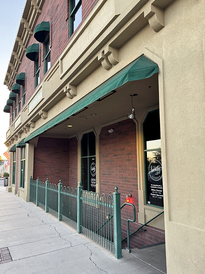 Sophisticated small bites that satisfy: These perfectly seared morsels come with a sauce worth savoring to the last drop.