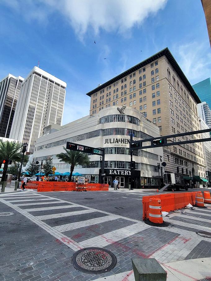 From street level, Julia & Henry's stands as a beacon of Art Deco beauty in downtown Miami, its curved fa&ccedil;ade promising delicious adventures within.