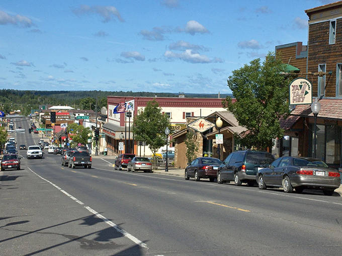 Ely's main street welcomes visitors with classic small-town charm, the perfect gateway to Minnesota's legendary Boundary Waters.
