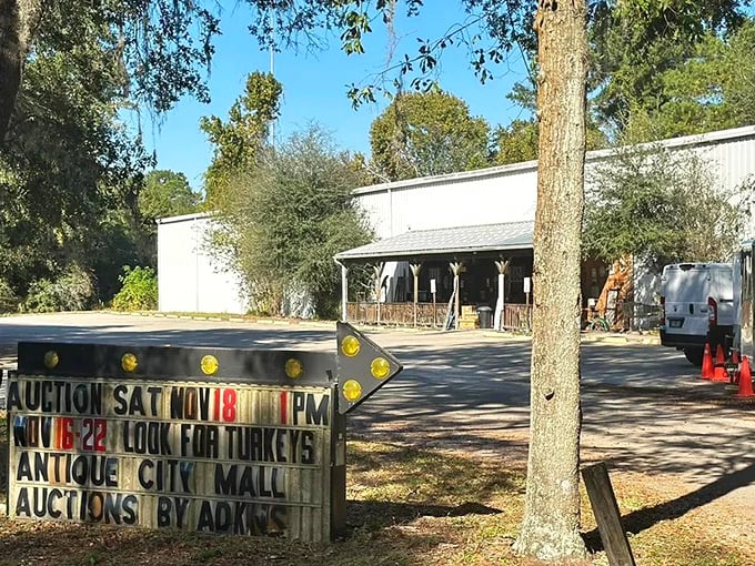 The Antique City Mall sign promises treasure hunting that'll make your Wisconsin flea markets seem like amateur hour.