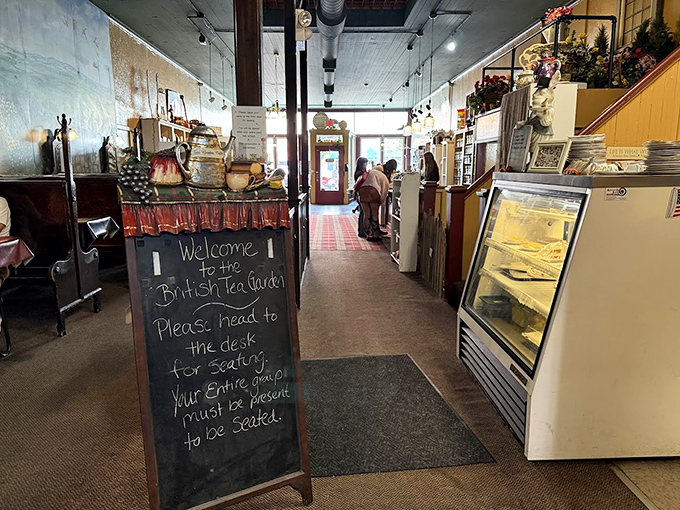 Step inside and the hustle of American life fades away &ndash; this narrow, charming interior whispers "slow down" with every vintage teapot and wooden beam.