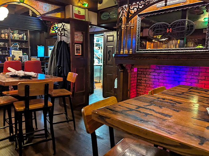 Step inside and enter a world of espionage fantasy, where exposed brick walls and vintage spy decor create an immersive 1960s atmosphere.