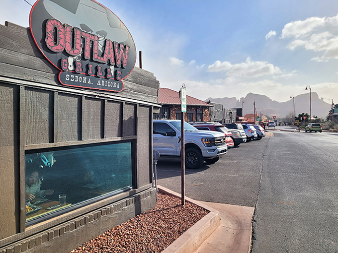 With the stunning backdrop of Sedona's famous landscapes, Outlaw Grille serves up BBQ worthy of its dramatic setting.