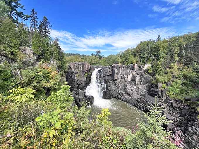 The main event! High Falls thunders down 60 feet of ancient rock, putting on a show that makes smartphones seem suddenly inadequate.