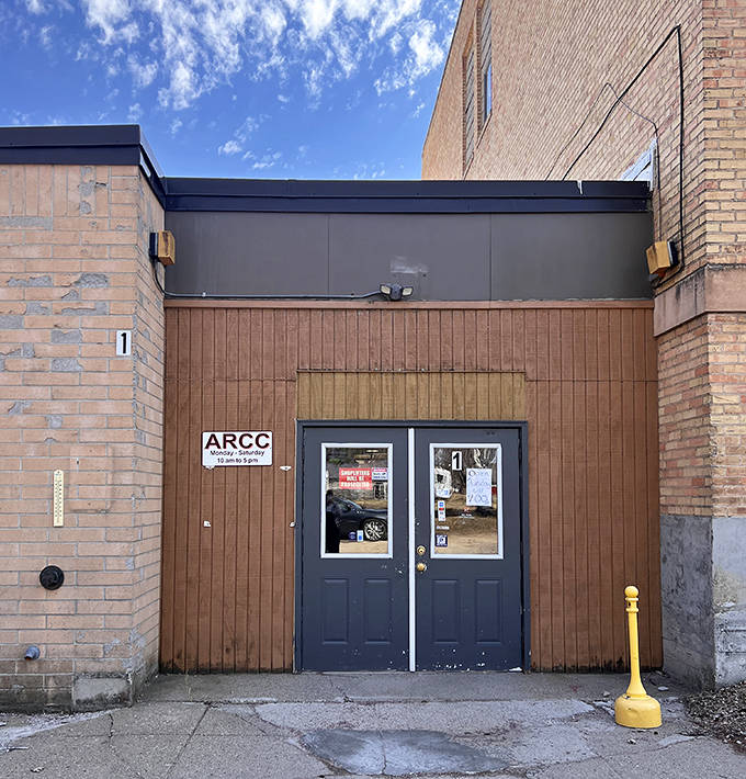 This unassuming entrance might not scream "Instagram moment," but inside lies the authentic heart of small-town Minnesota social life.