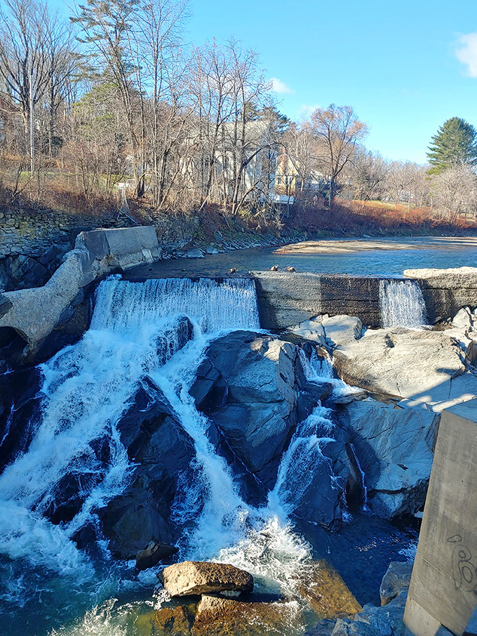 Quechee Falls puts on a spectacular show, the water cascading over ancient rocks with hypnotic force and grace.