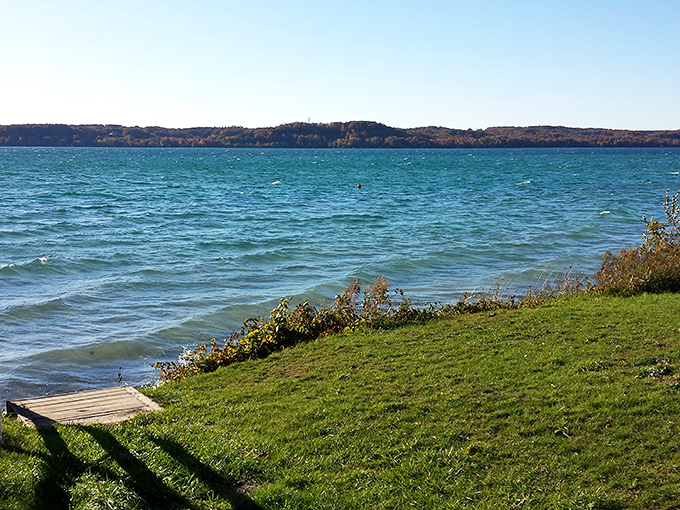 A slice of public paradise where memories are made. This access point welcomes visitors to experience Michigan's most stunning inland waters.